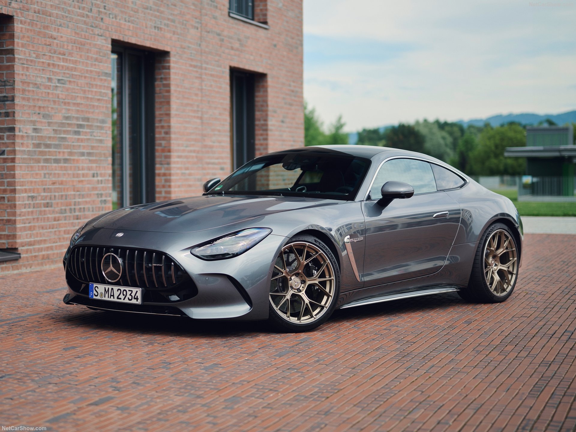 2025 Mercedes-Benz AMG GT63 S E Performance – Stunning Hybrid Super Car ...