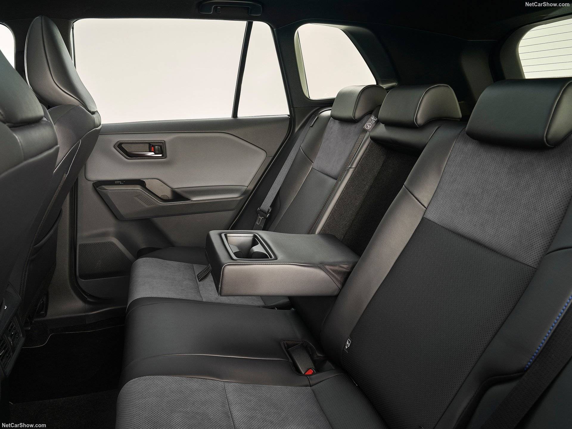 2026 Toyota RAV4 Review: Stunning Upgrades, Pricing & Release Details